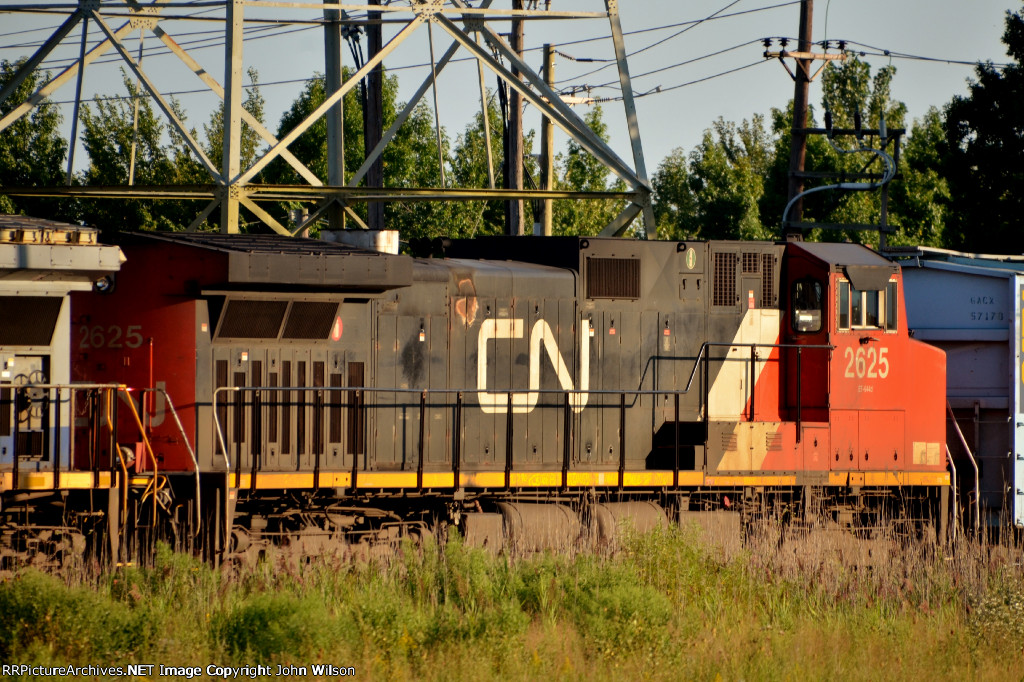 CN 2625